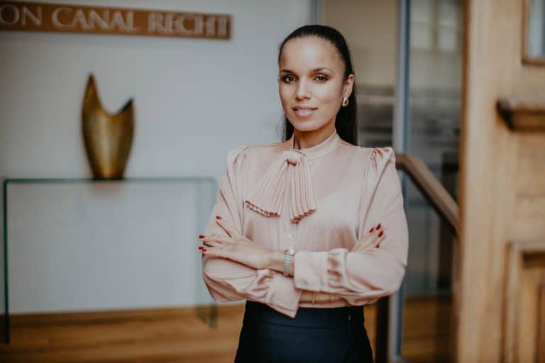 Deutscher Immobilienmakler in Dubai mit Rechtsberatung